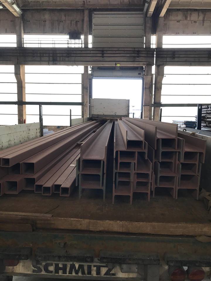 Steel Pipes & Beams